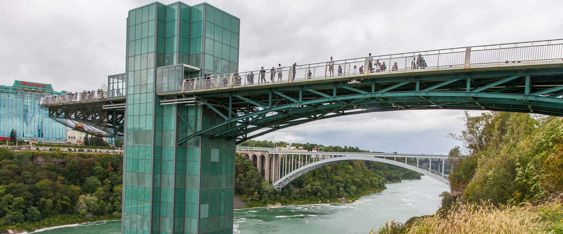NIAGARA OBSERVATION TOWER (PROSPECT POINT)