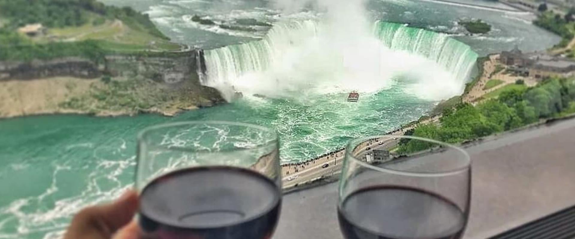 Skylon Tower | Niagara Falls Canada Tours | ToNiagara