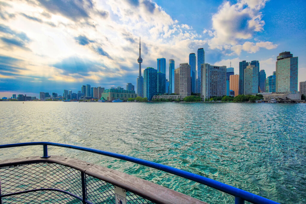 Cruise the Open Water on a Toronto Tall Ship Boat | ToNiagara - Toronto ...