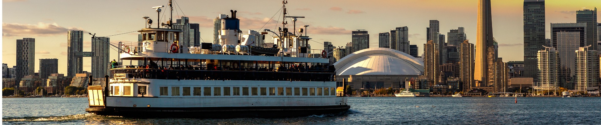 Toronto Harbor Front Boat Cruise | ToNiagara