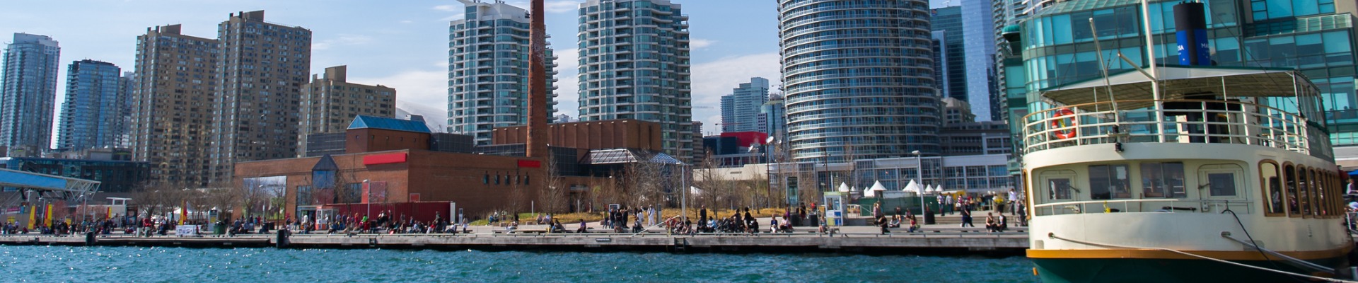 Northern Spirit In The Harbour With Toronto Dinner Cruise